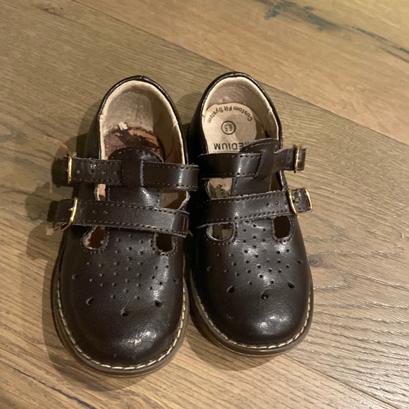 FootMates | Shoes | Footmates Little Girl Danielle Shoe | Poshmark